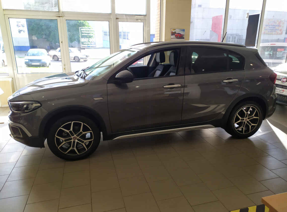 FIAT TIPO HB Cross