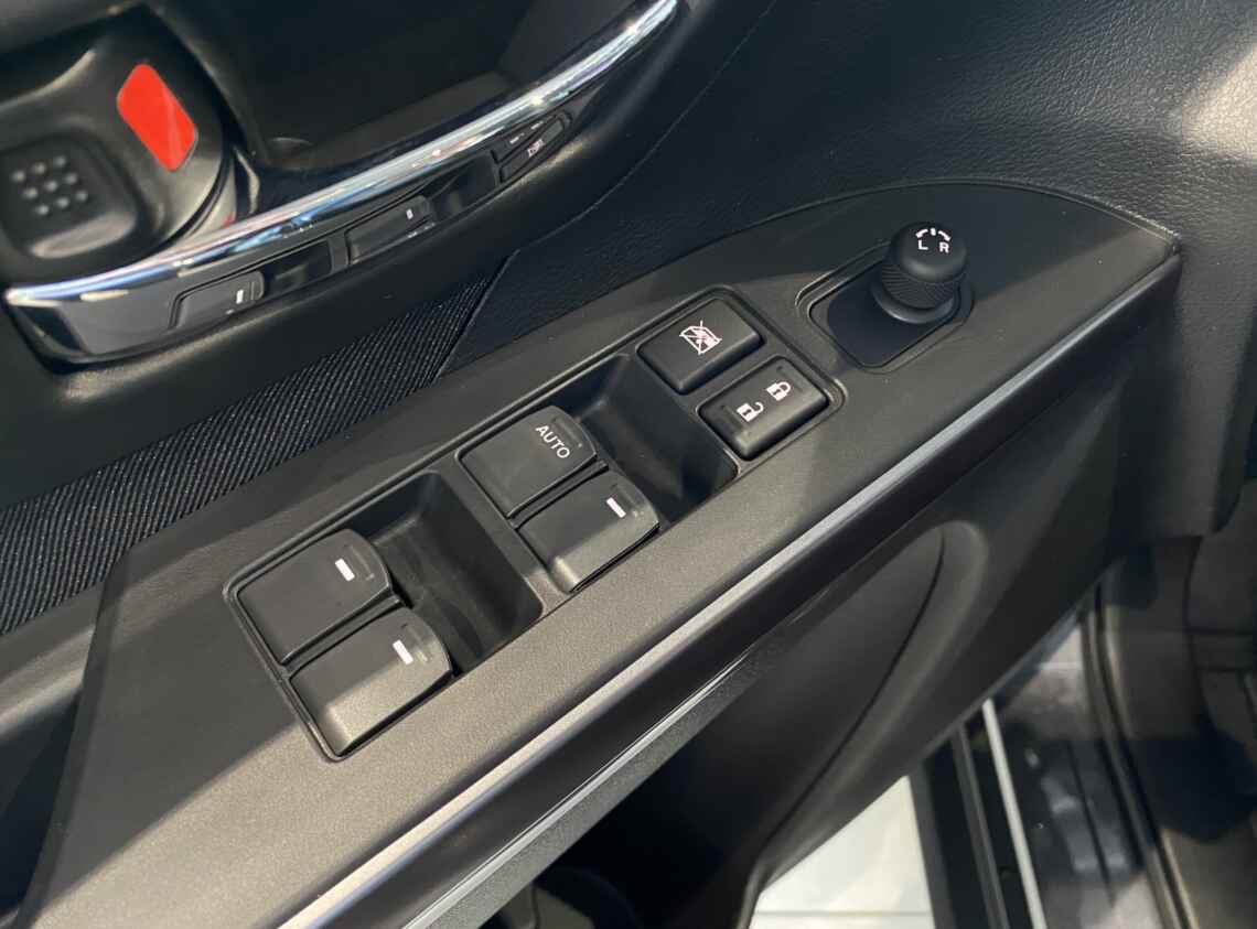 Suzuki S-cross 1.4T 4WD A/T GL