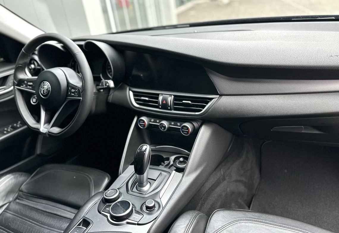 Alfa Romeo Giulia 2016
